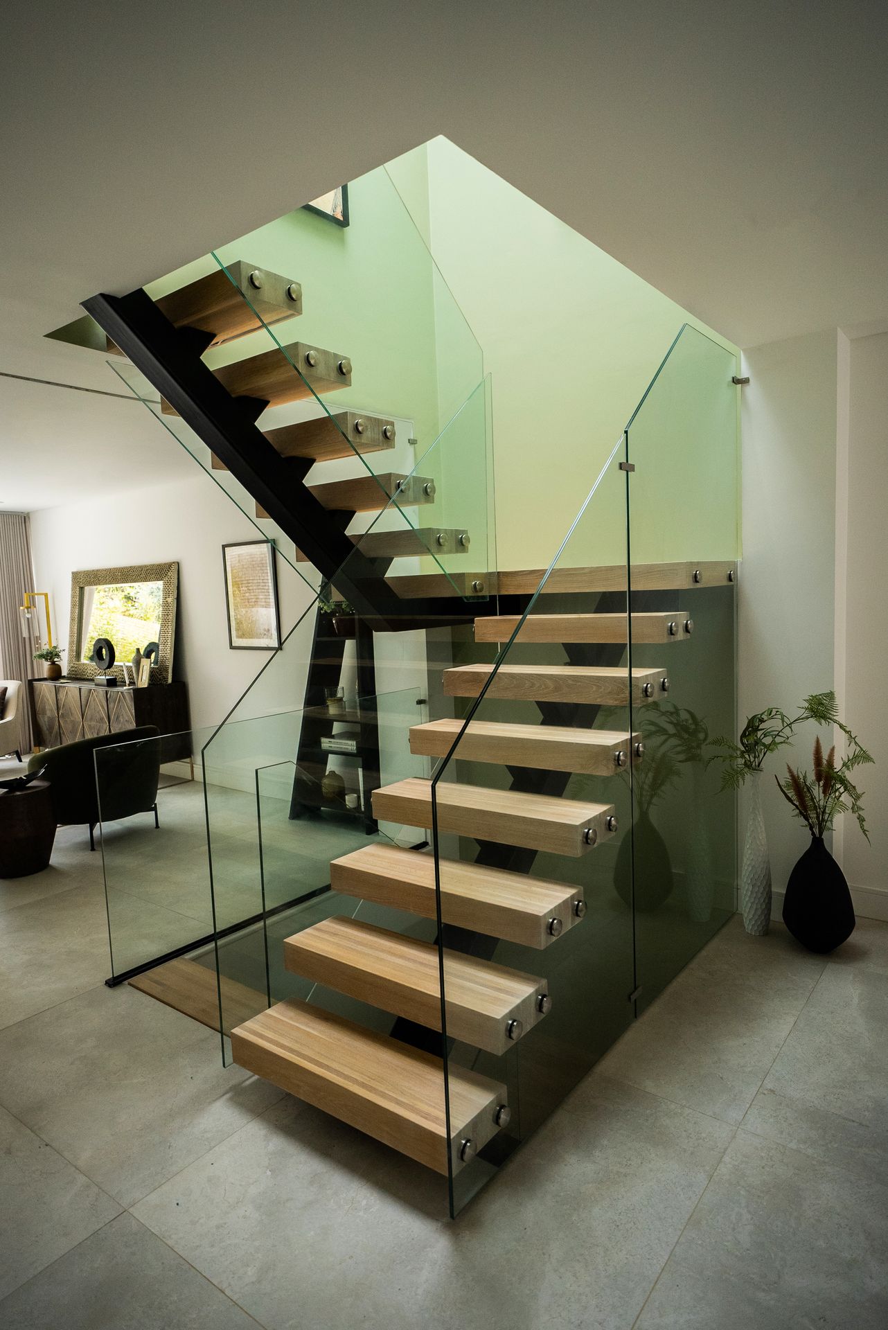 Central Spine Staircases UK | Ovoms